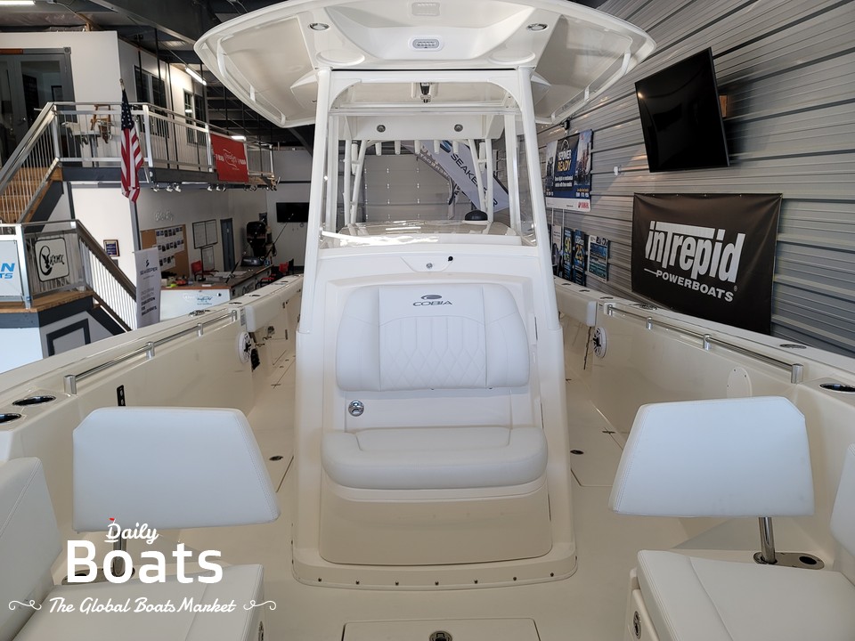 2022 Cobia 320 Cc for sale. View price, photos and Buy 2022 Cobia 320 ...