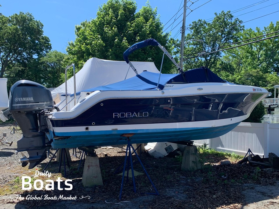 2012 Robalo R247 Dual Console for sale. View price, photos and Buy 2012 ...