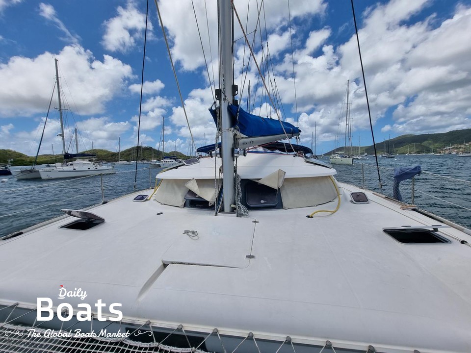 1994 Fountaine Pajot Athena 38 for sale. View price, photos and Buy ...