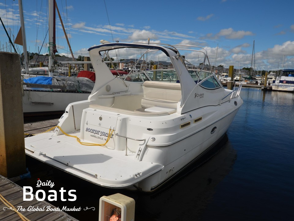 2001 Cruisers Yachts 3075 Express for sale. View price, photos and Buy ...