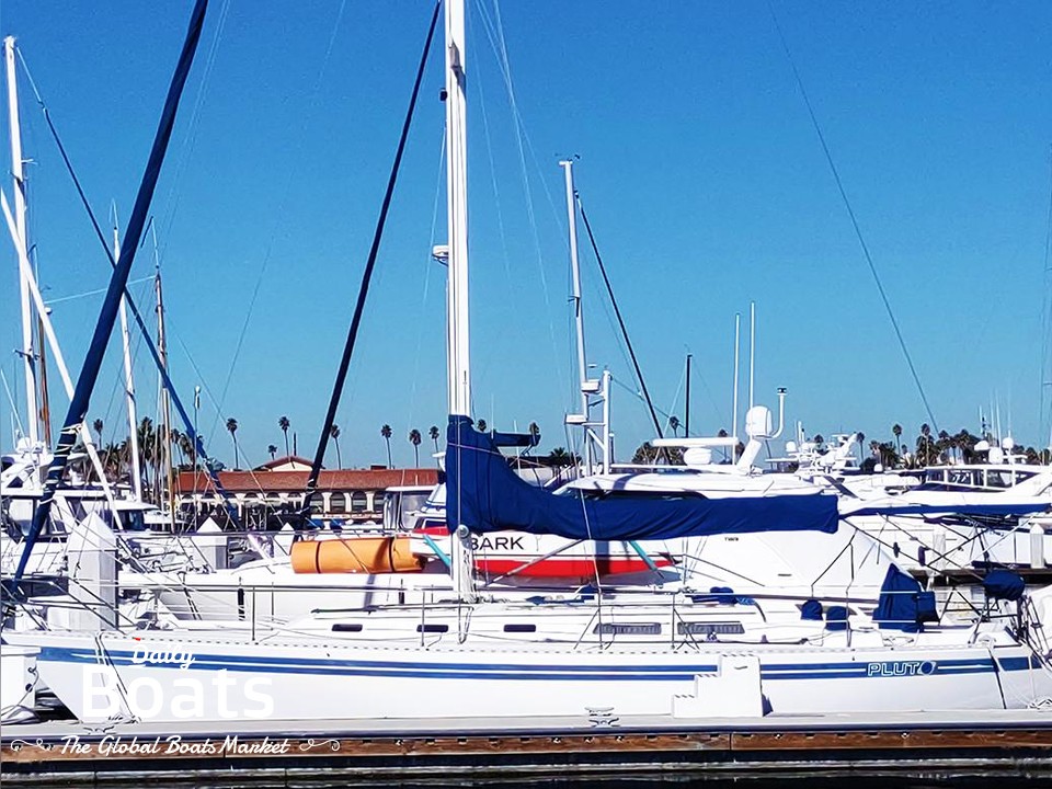 1982 Islander 40 for sale. View price, photos and Buy 1982 Islander 40 ...