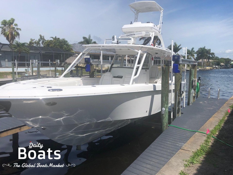 2019 Everglades 355 Center Console for sale. View price, photos and Buy ...
