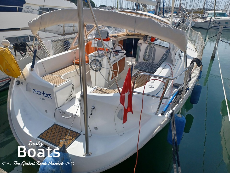 1995 Beneteau Oceanis 351 for sale. View price, photos and Buy 1995 ...
