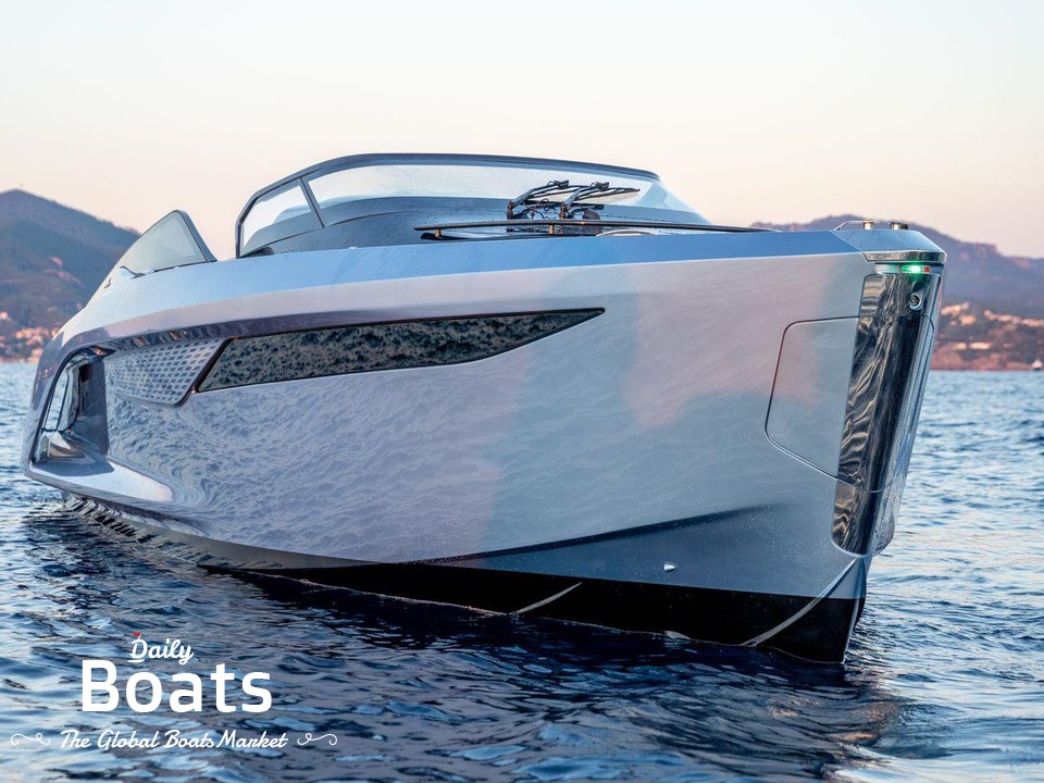 2020 Princess R35 for sale. View price, photos and Buy 2020 Princess ...