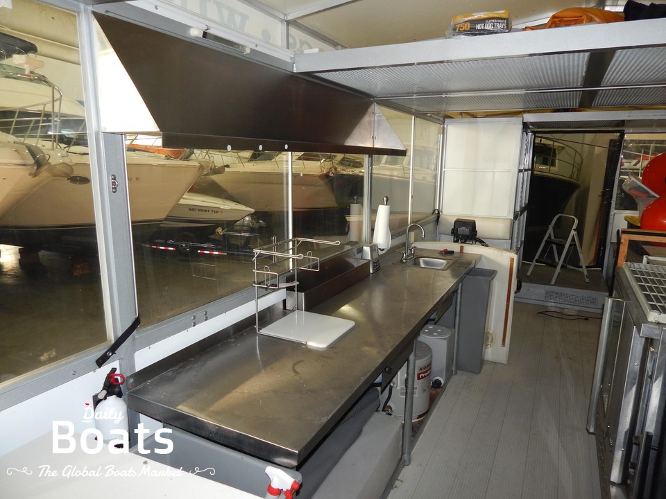 1992 Pontoon Vending Boat for sale. View price, photos and Buy 1992 ...