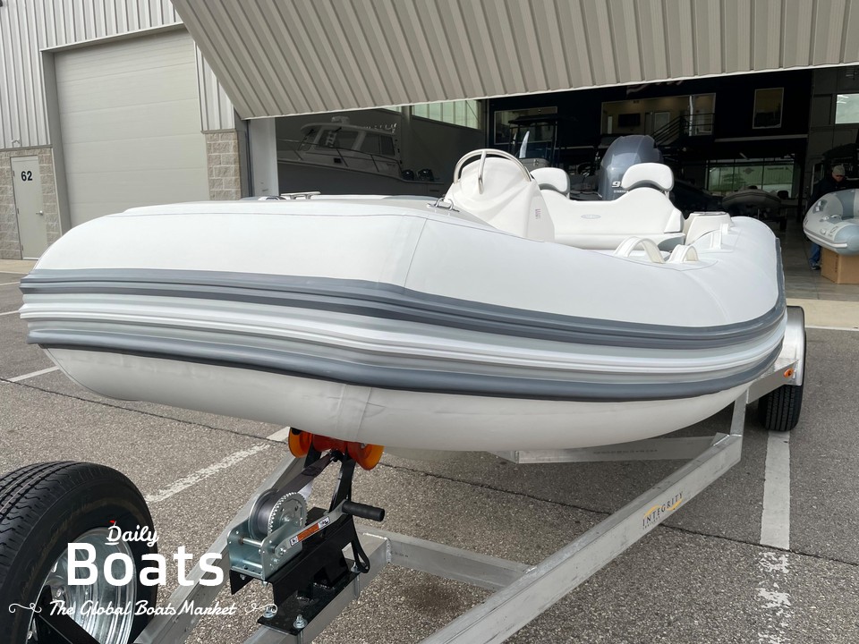 Zodiac Yachtline 490 Deluxe NEO GL Edition 90hp On Order for sale. View ...