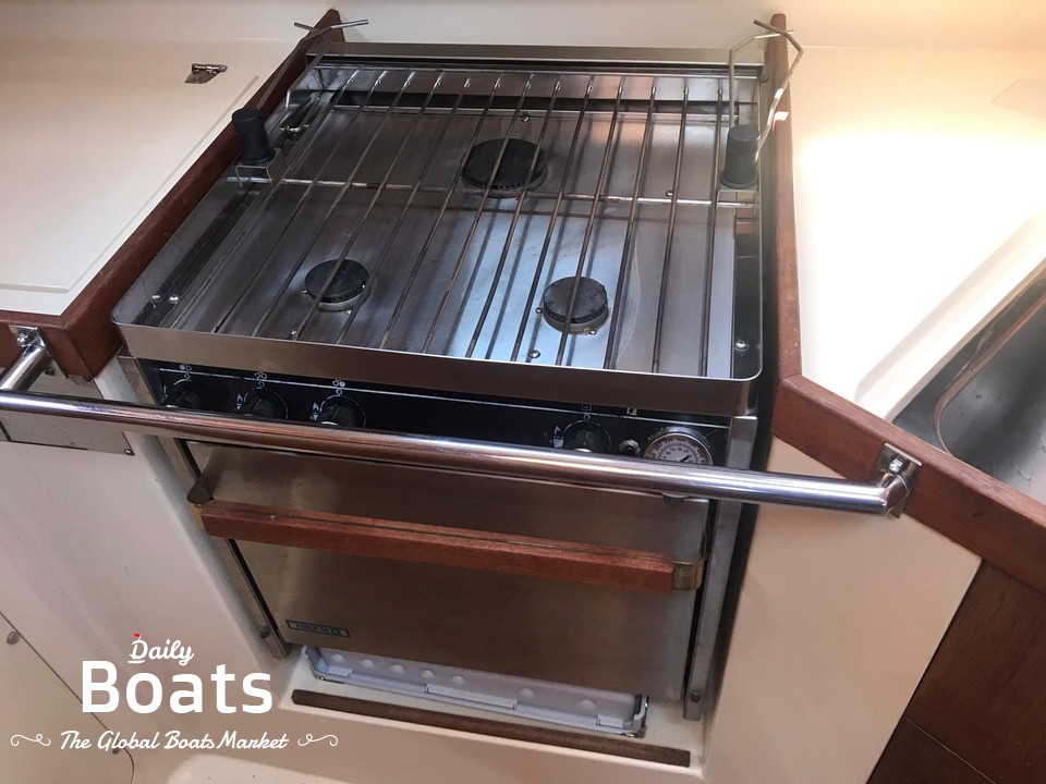 1988 Canadian Sailcraft Cs 40 for sale. View price, photos and Buy 1988 ...