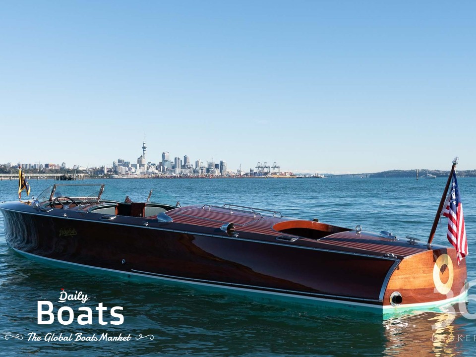 2002 Hacker-Craft 30' Runabout for sale. View price, photos and Buy ...