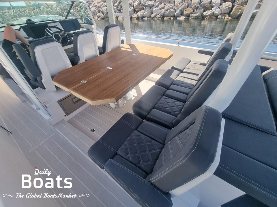 2019 Axopar 37 Sun Top for sale. View price, photos and Buy 2019 Axopar ...