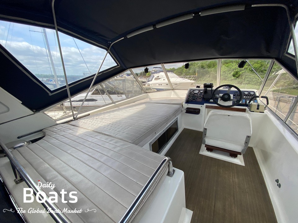 1981 Fairline Phantom 32 for sale. View price, photos and Buy 1981 ...