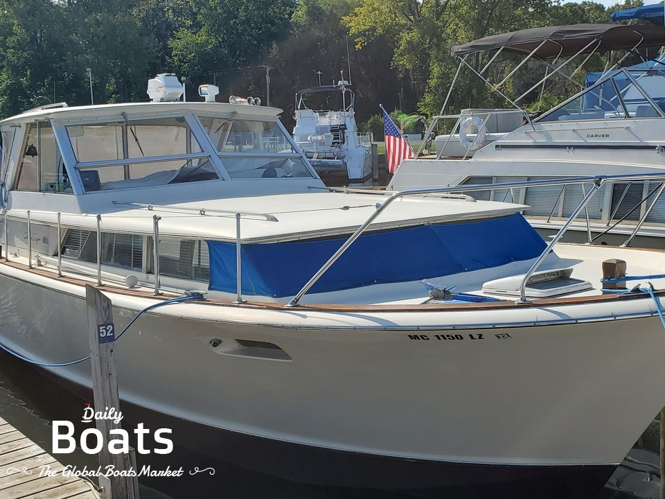 1968 Chris-Craft Commander for sale. View price, photos and Buy 1968 ...
