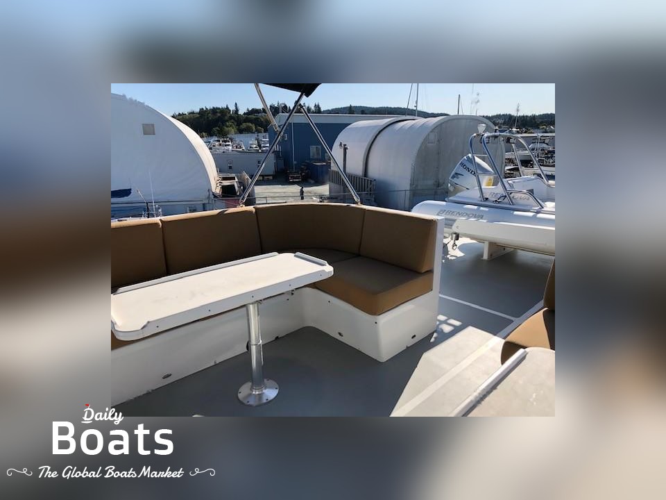 1989 Custom Aluminum Pilothouse J Simpson for sale. View price, photos ...