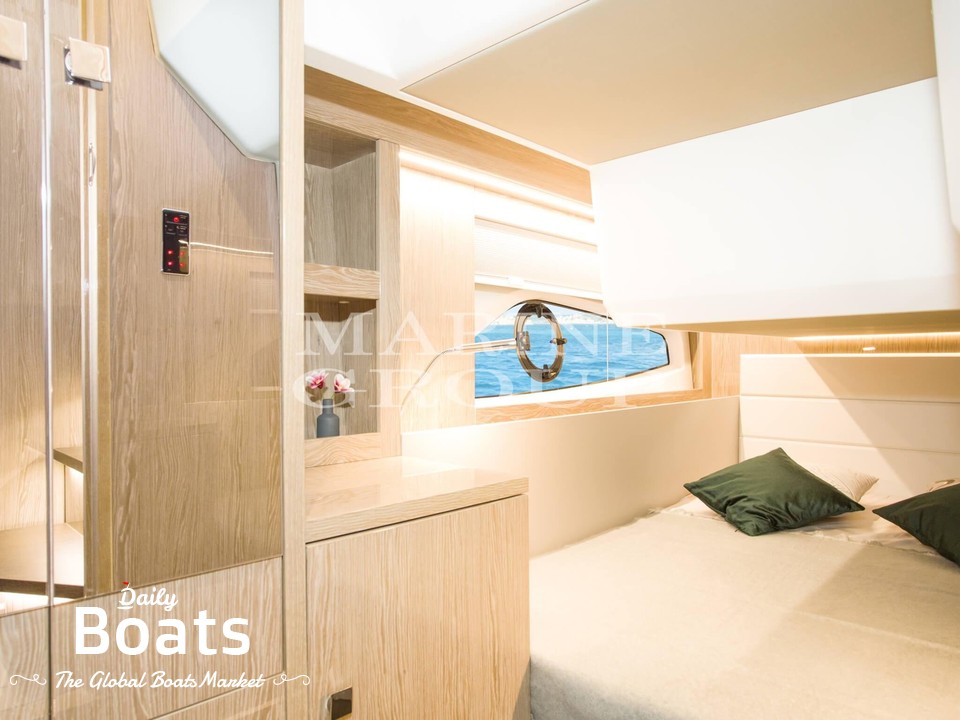 2019 Sealine C390 for sale. View price, photos and Buy 2019 Sealine ...