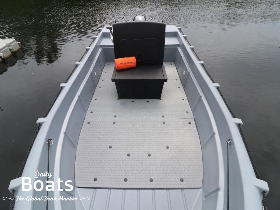 2022 Whaly 500 R for sale. View price, photos and Buy 2022 Whaly 500 R ...