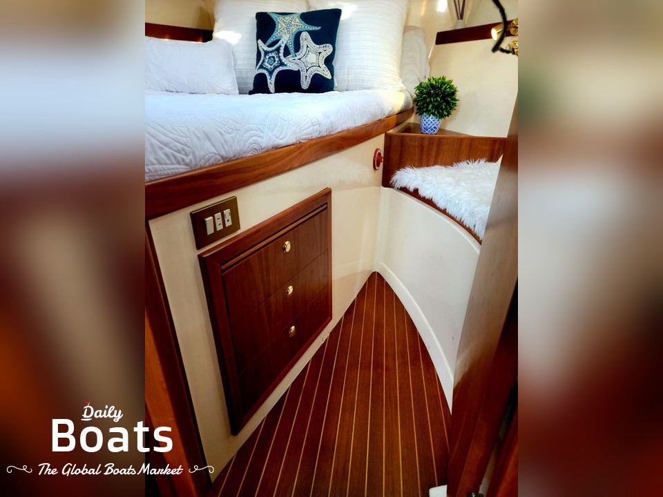 2001 Apreamare 33 for sale. View price, photos and Buy 2001 Apreamare ...