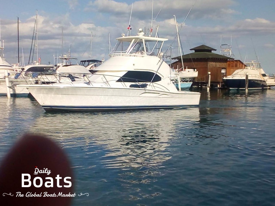 2003 Riviera 40 Flybridge for sale. View price, photos and Buy 2003 ...