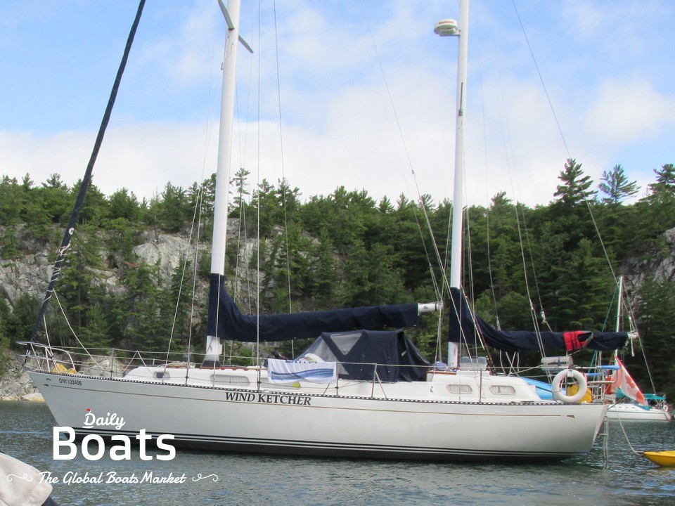 1981 Hughes 40 Center Cockpit for sale. View price, photos and Buy 1981 ...