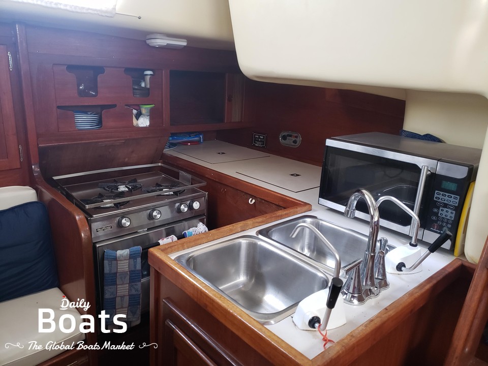 1981 Hughes 40 Center Cockpit en venta. Ver precio, fotos y Comprar ...