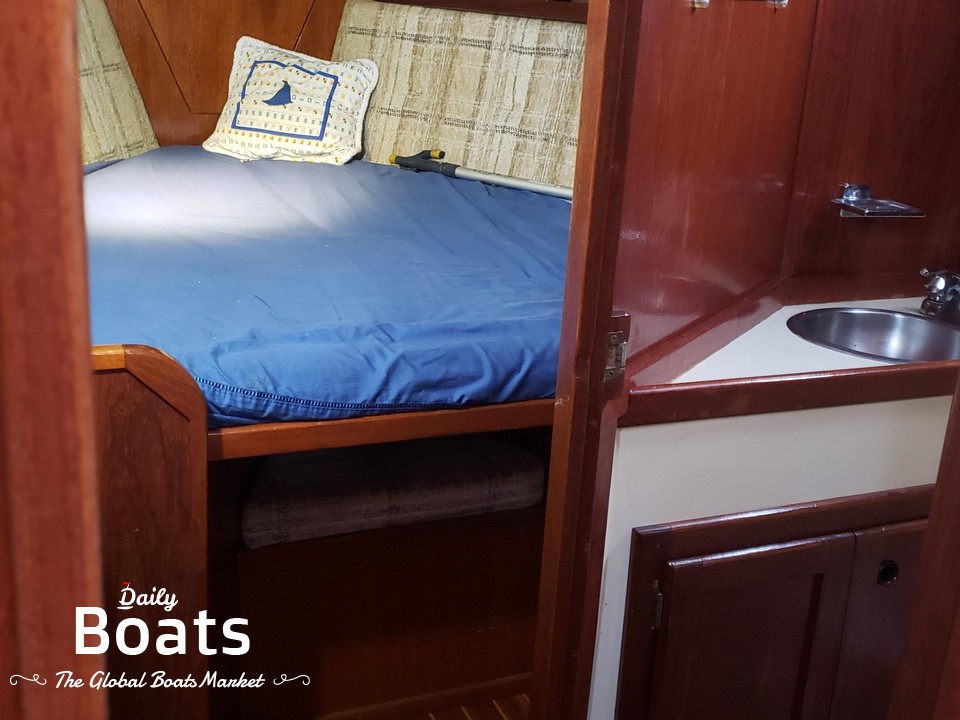 1981 Hughes 40 Center Cockpit for sale. View price, photos and Buy 1981 ...