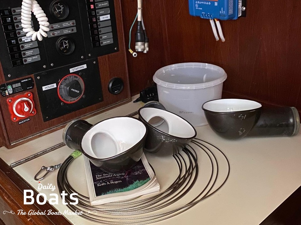 1981 Hughes 40 Center Cockpit for sale. View price, photos and Buy 1981 ...