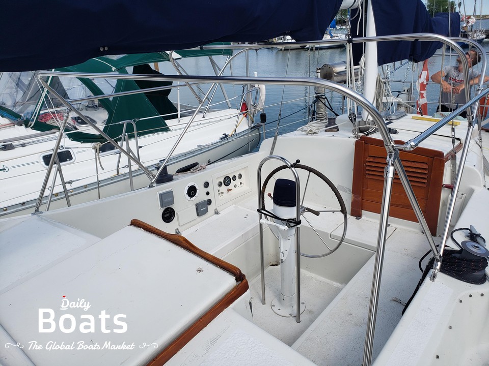 1981 Hughes 40 Center Cockpit for sale. View price, photos and Buy 1981 ...