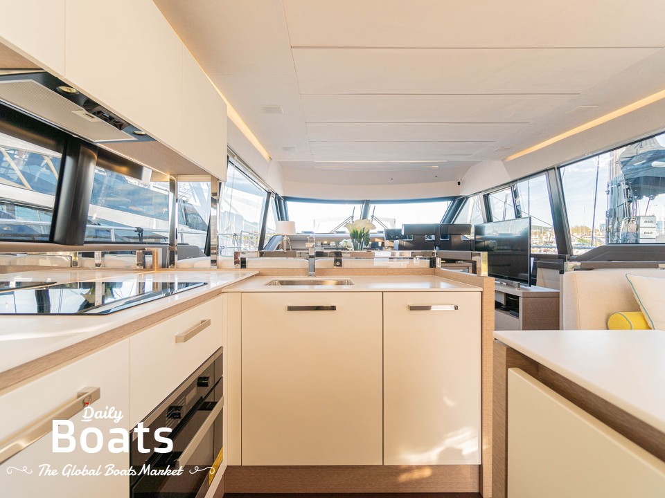 Prestige 680 for sale. View price, photos and Buy Prestige 680 #282255