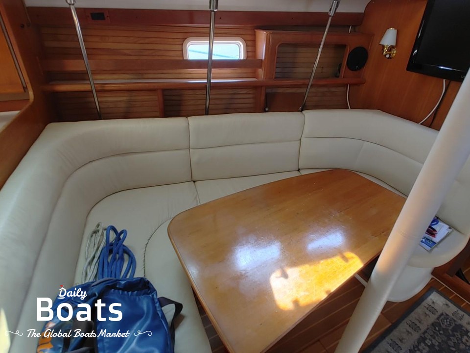 1998 Catalina 380 for sale. View price, photos and Buy 1998 Catalina ...