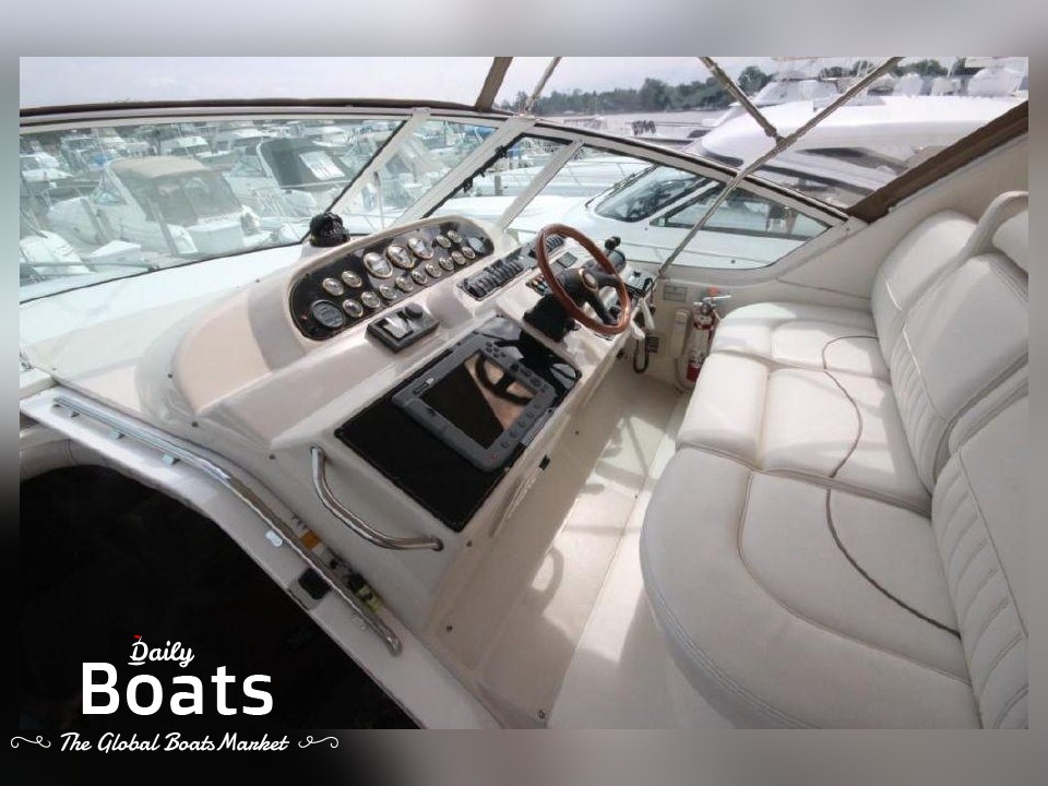 2000 Cruisers Yachts 4450 Express Motoryacht for sale. View price ...