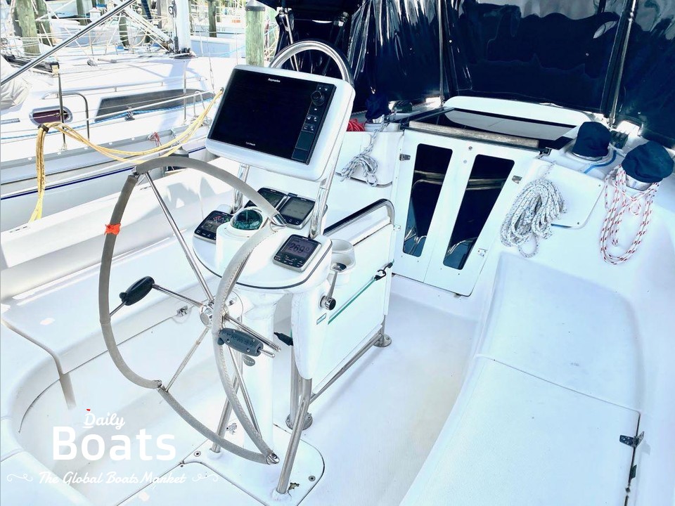 2004 Hunter 356 for sale. View price, photos and Buy 2004 Hunter 356 ...