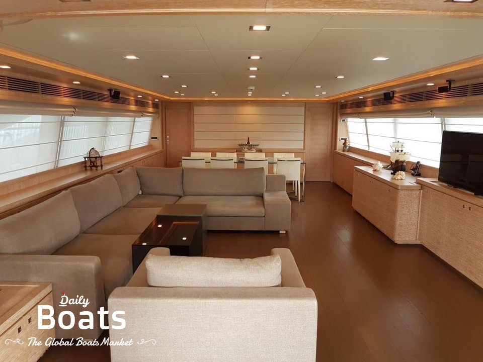 2011 Custom Line 112 for sale. View price, photos and Buy 2011 Custom ...