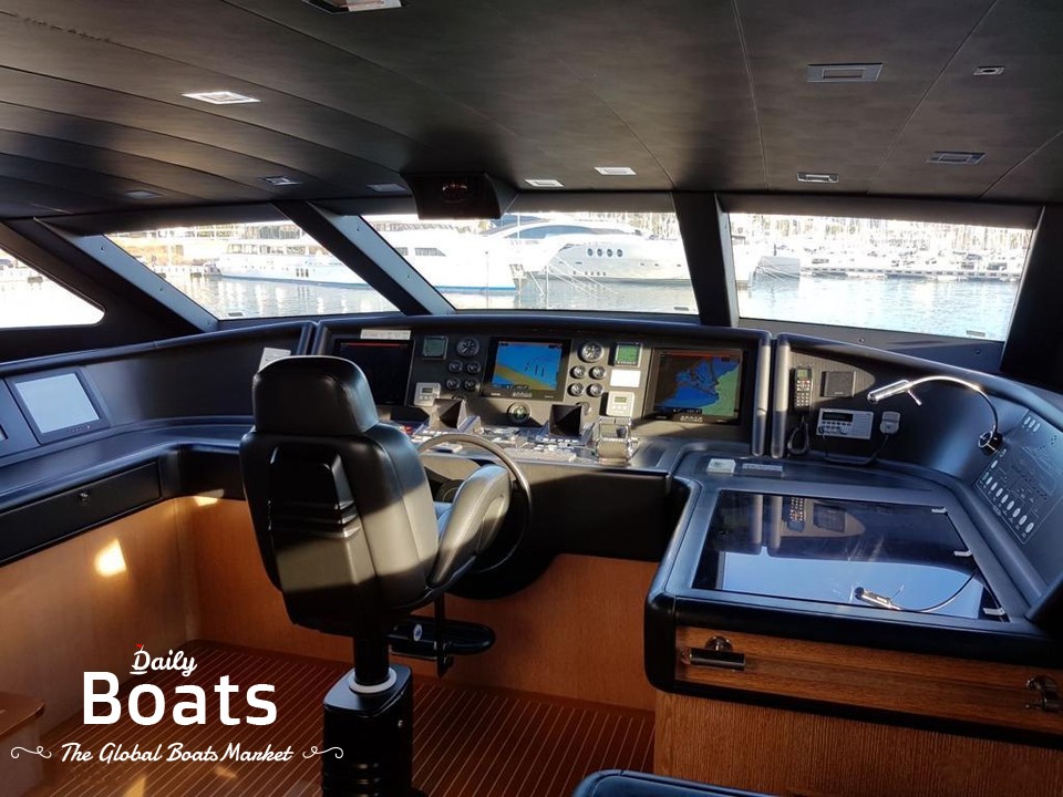 2011 Custom Line 112 for sale. View price, photos and Buy 2011 Custom ...