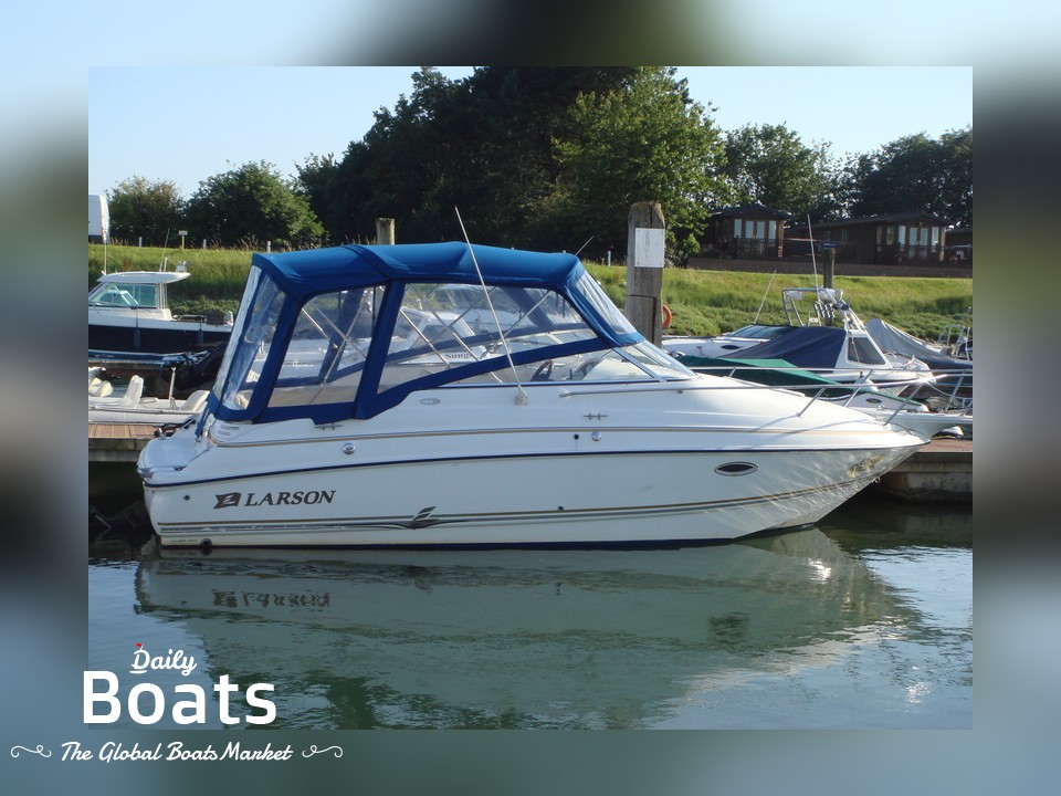 2004 Larson Cabrio 220 for sale. View price, photos and Buy 2004 Larson ...