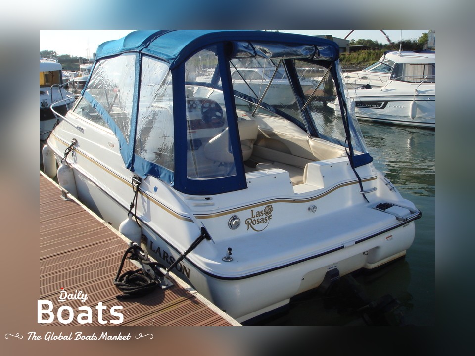 2004 Larson Cabrio 220 for sale. View price, photos and Buy 2004 Larson ...