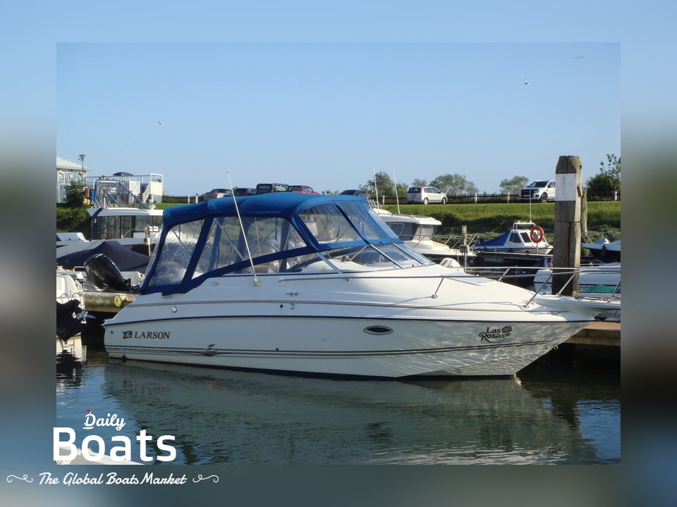 2004 Larson Cabrio 220 for sale. View price, photos and Buy 2004 Larson ...