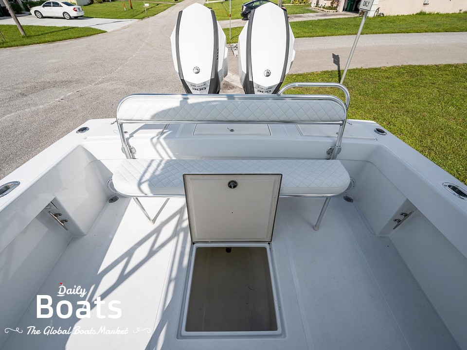 1992 Jupiter Center Console for sale. View price, photos and Buy 1992 ...