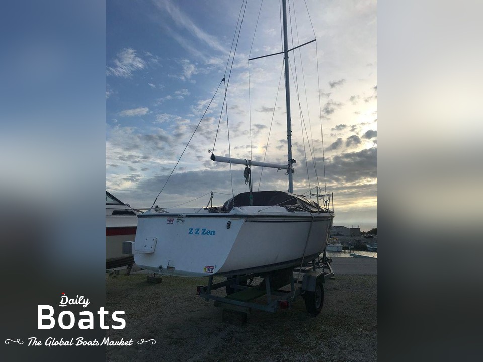 1986 Hunter 23 for sale. View price, photos and Buy 1986 Hunter 23 #282861