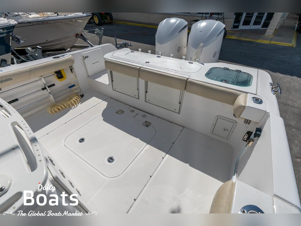 2017 Everglades 325Cc for sale. View price, photos and Buy 2017 ...