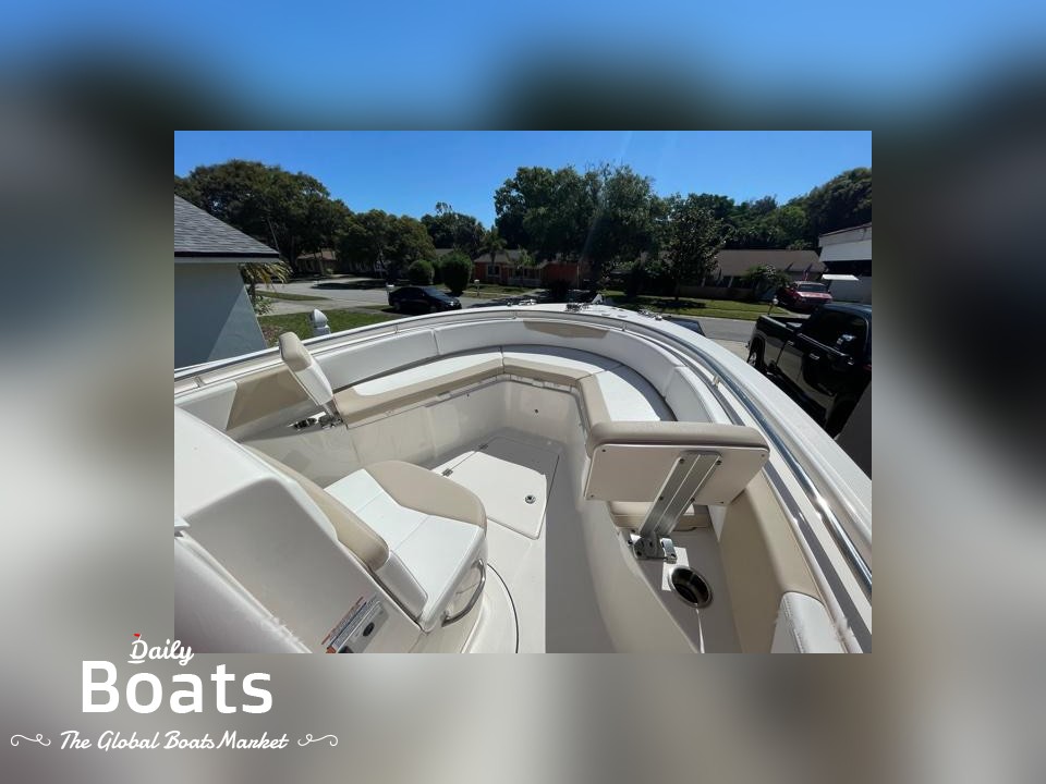 2021 Robalo R242 for sale. View price, photos and Buy 2021 Robalo R242 ...
