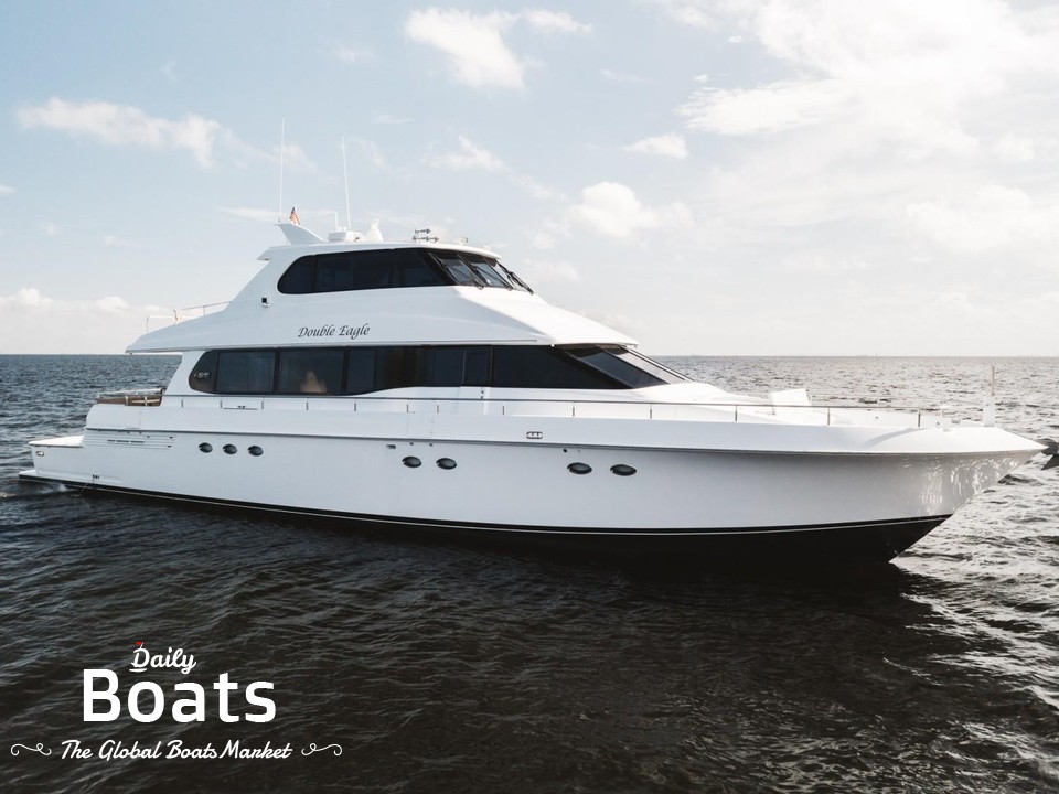 Yachts Lazzara Yachts 80 cockpit motor for sale - Daily Boats