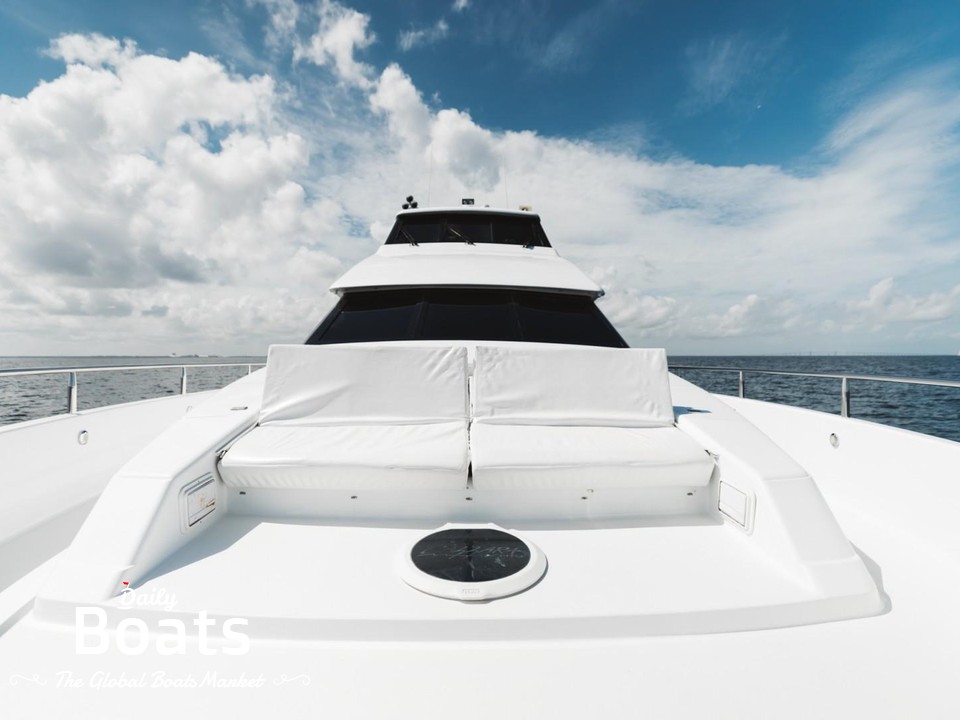 1996 Lazzara Yachts 80 Cockpit Motor for sale. View price, photos and ...