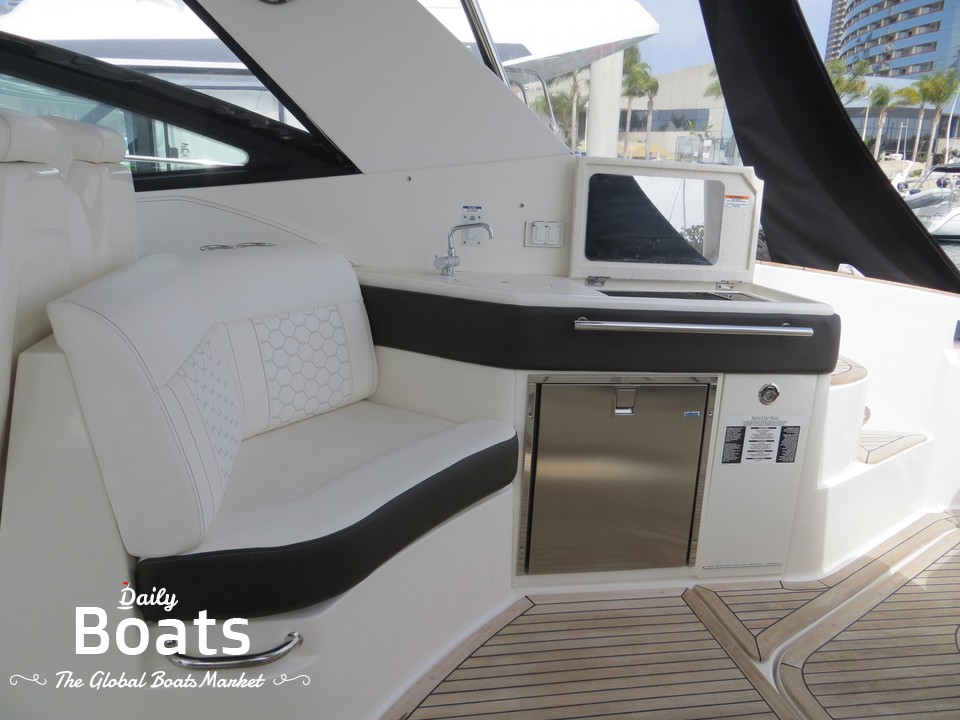 2020 Sea Ray Sundancer 320 Ob for sale. View price, photos and Buy 2020 ...
