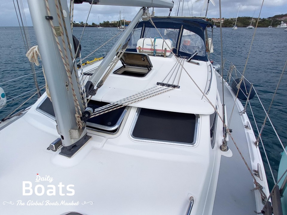 2004 Hunter 44 Deck Salon for sale. View price, photos and Buy 2004 ...