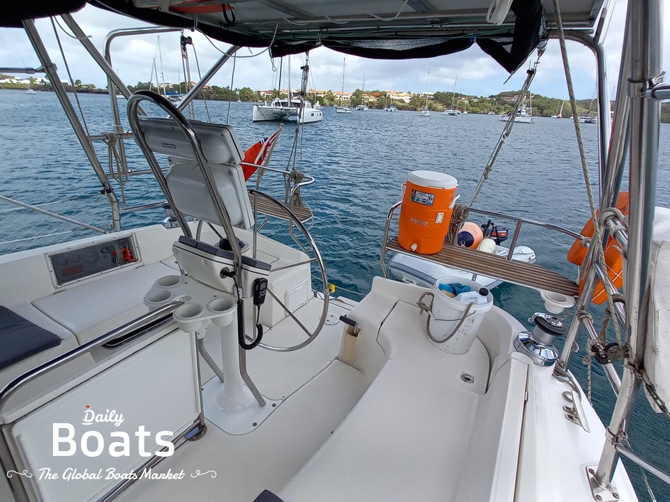 2004 Hunter 44 Deck Salon for sale. View price, photos and Buy 2004 ...