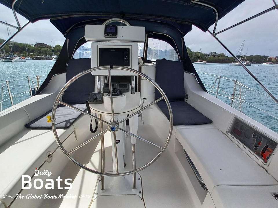 2004 Hunter 44 Deck Salon for sale. View price, photos and Buy 2004 ...