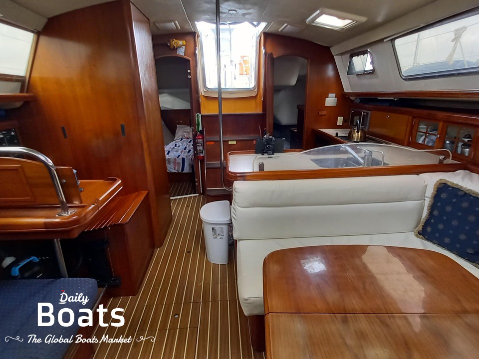 2004 Hunter 44 Deck Salon for sale. View price, photos and Buy 2004 ...