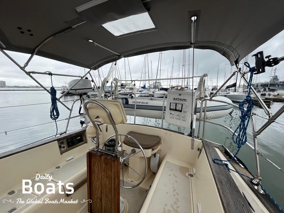 1993 Island Packet 38 for sale. View price, photos and Buy 1993 Island ...