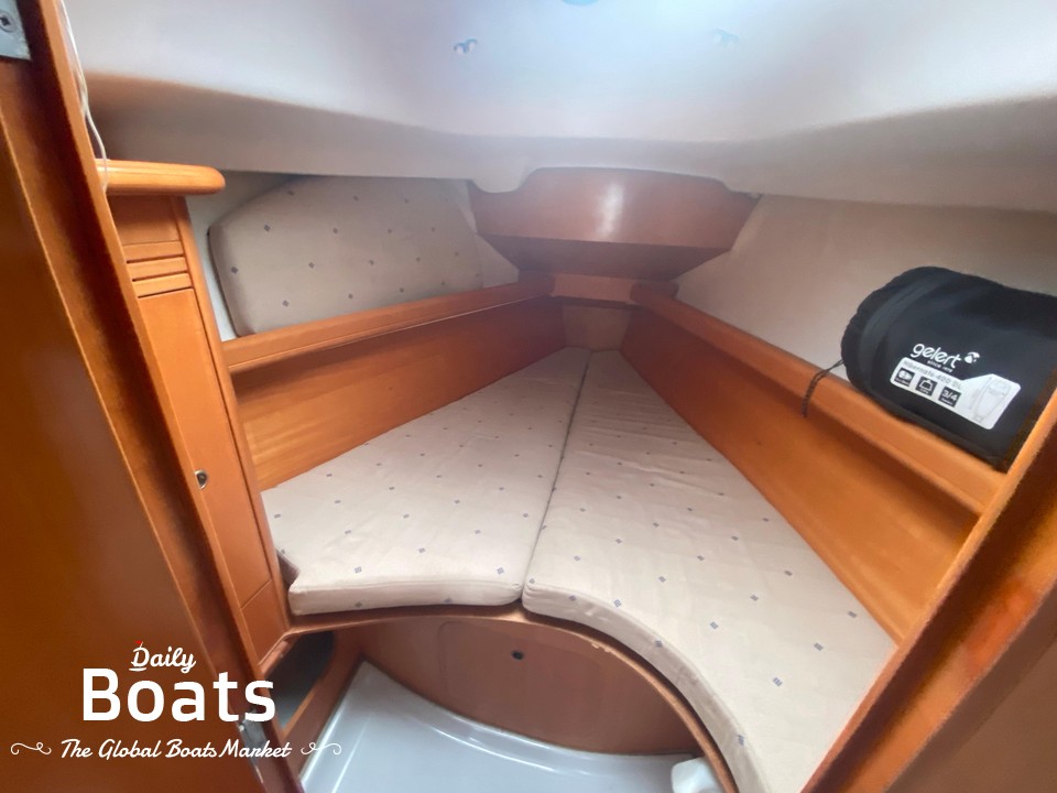 Beneteau First 31.7 for sale. View price, photos and Buy Beneteau First ...