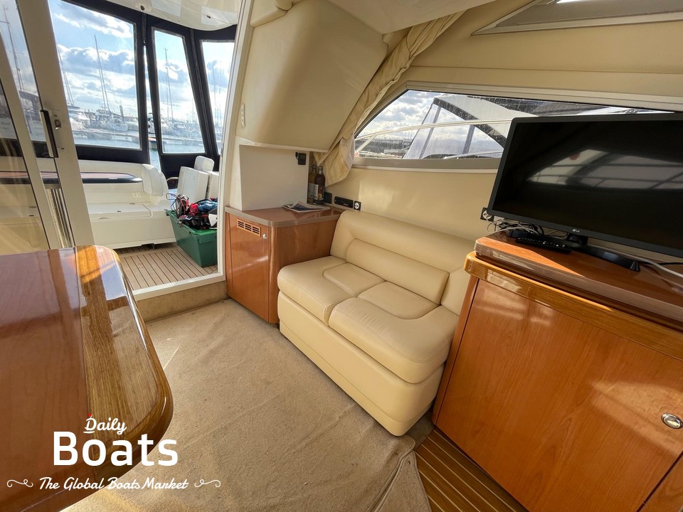 2005 Sealine F34 for sale. View price, photos and Buy 2005 Sealine F34 ...