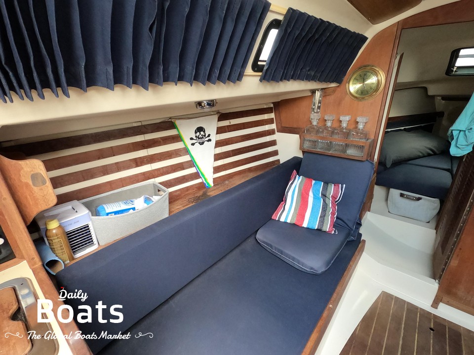 1985 Starwind 27 for sale. View price, photos and Buy 1985 Starwind 27 ...