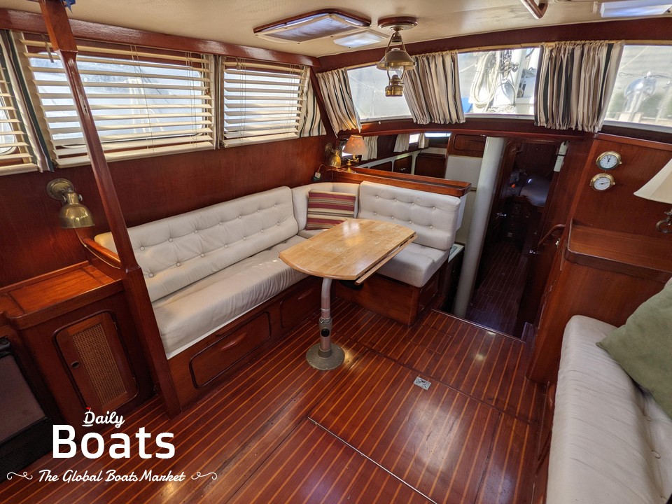 1980 Gulfstar Sailmaster for sale. View price, photos and Buy 1980 ...